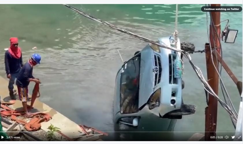 Another vehicle pulled out of Loboc river after old bridge in Bohol ...