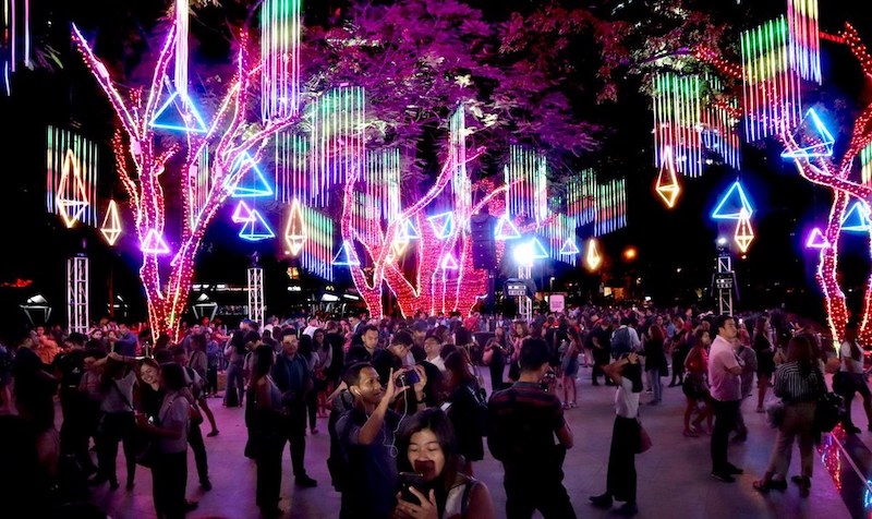 10 Best Free Christmas Lights and Displays in Metro Manila | PLN Media