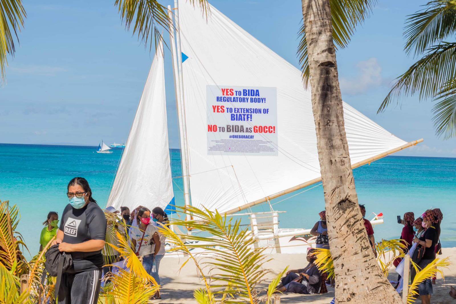 Boracay hits 'record high' number of tourists since pandemic: DOT | PLN ...