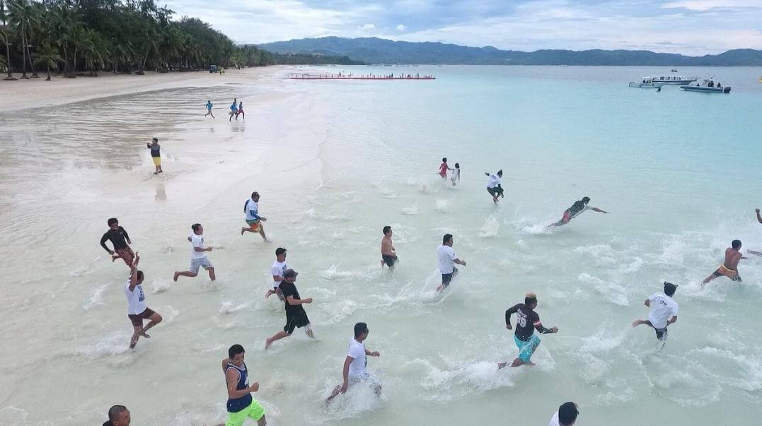 Boracay still closed to tourists but swimming now allowed | PLN Media
