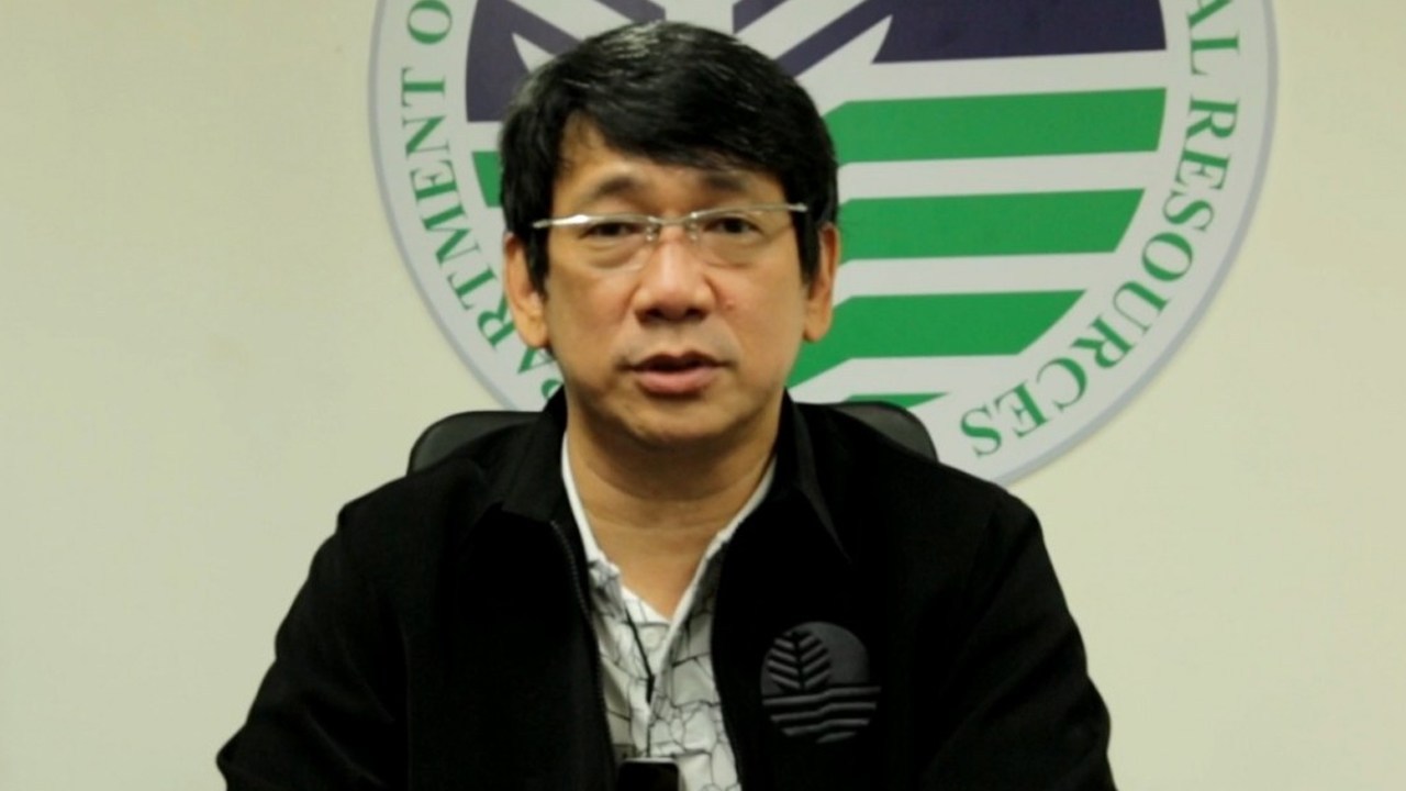 'Carried away by emotions': DENR Usec Antiporda apologizes to UP | PLN ...