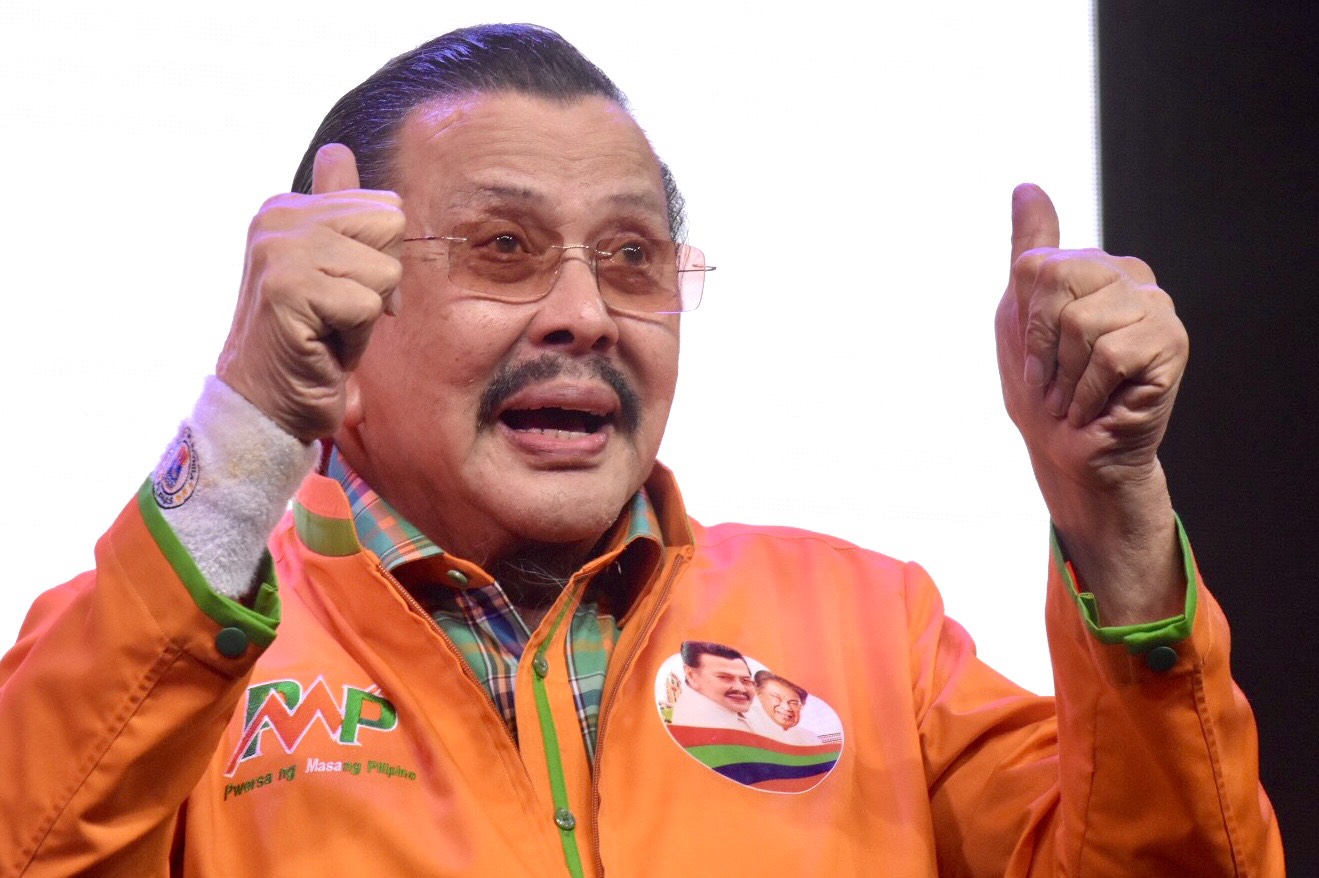 Ex-President Joseph Estrada acquires COVID-19 | PLN Media