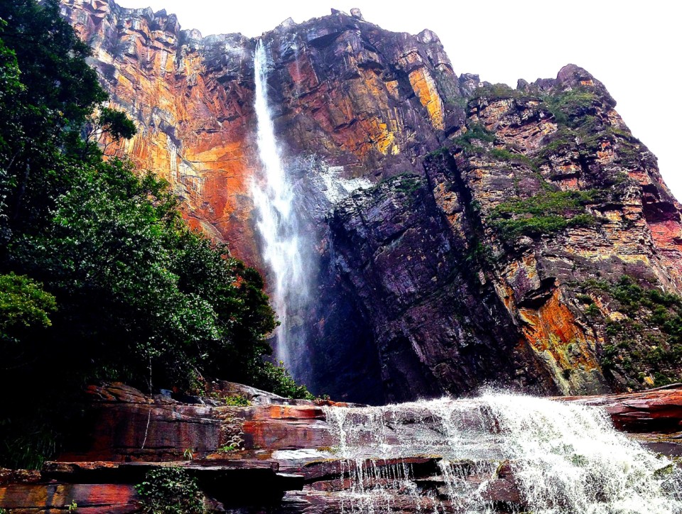 A natural wonder of the world: The Angel Falls, Venezuela | PLN Media