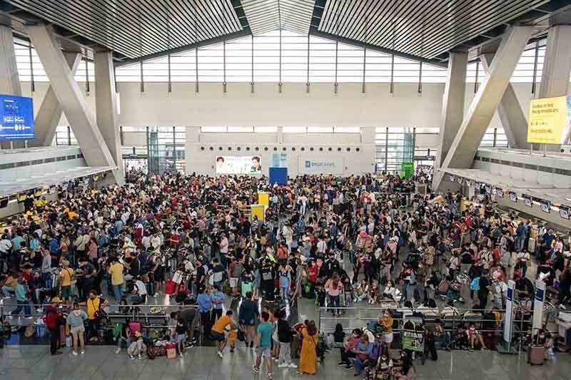 Int'l passengers reminded to check-in 3 hours prior to flight – BI ...