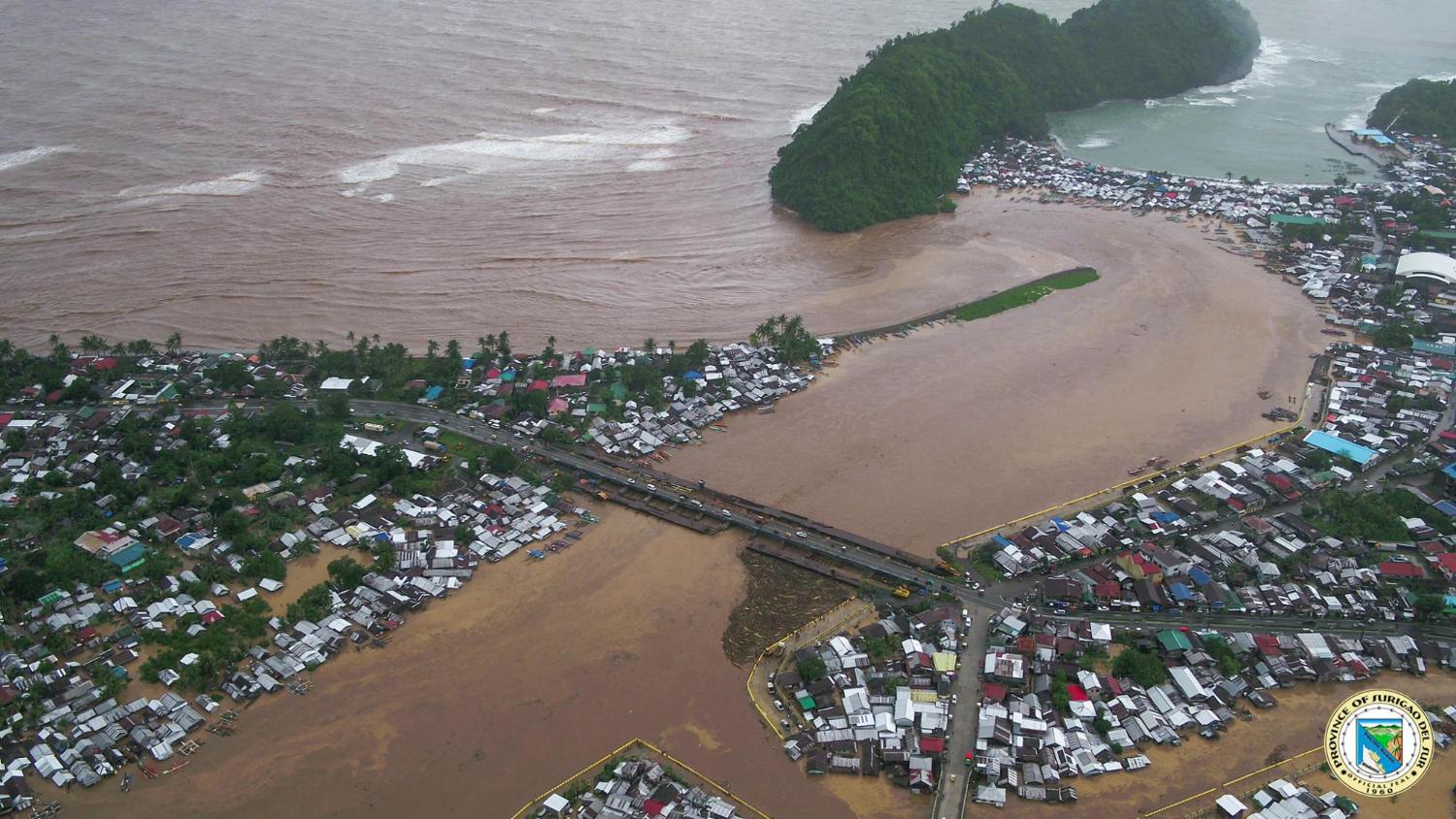 Large parts of Tandag City flooded due to Typhoon Auring | PLN Media