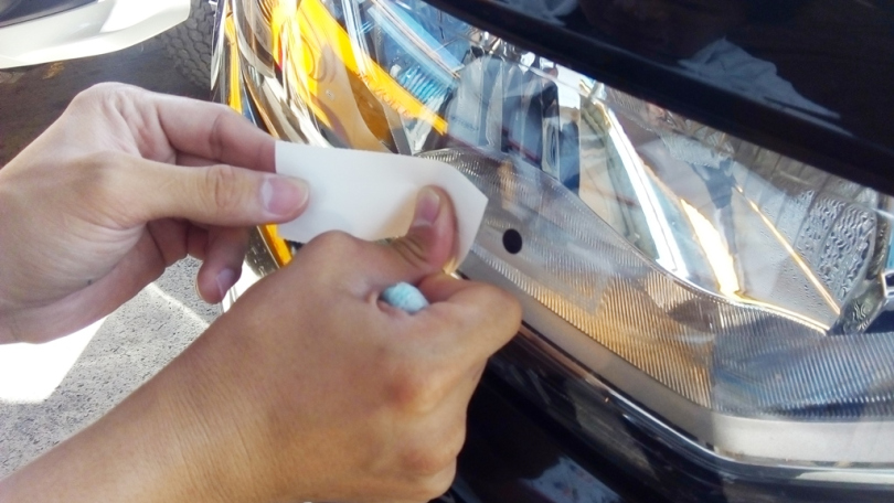 Manila offers drive-thru installation of RFID stickers | PLN Media