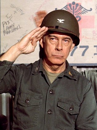 Harry Morgan, best known as Colonel Potter in MASH, dies aged 96 | PLN ...