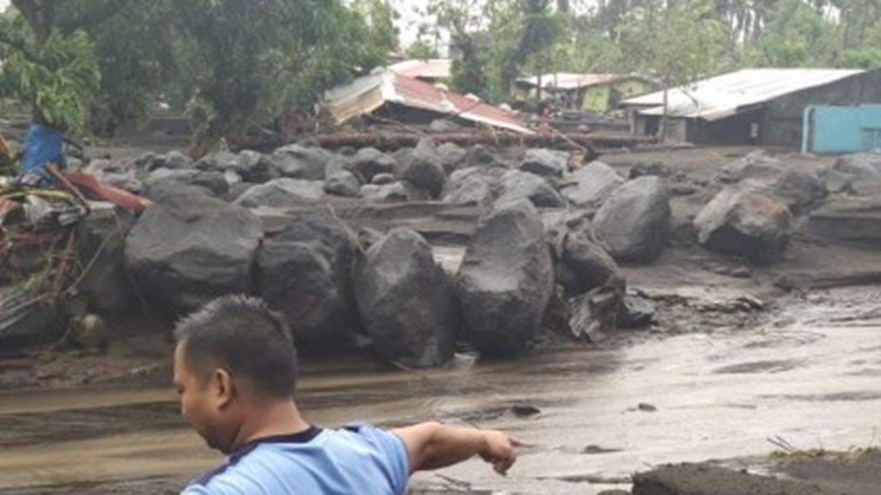 Quarrying suspension in Albay will affect gov't infra projects ...