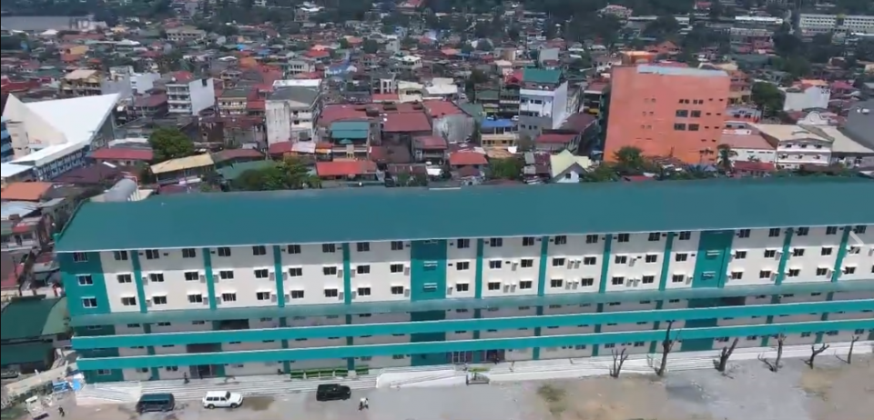 Student jumps off school building | PLN Media