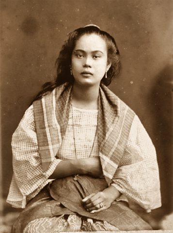 Timeless beauty: Twelve historic photos of charming Filipinas | PLN Media