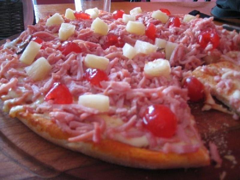 See the Ugliest Pizzas in the World | PLN Media